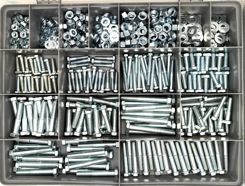 UNF Large Mixed Box (580 units) 1/4, 5/16, 3/8 - Arun Fasteners